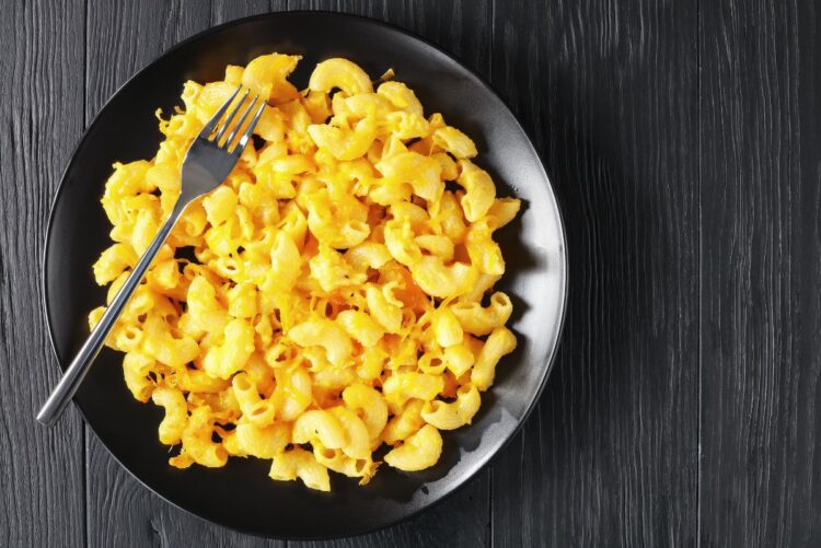 Easy Weight Watchers Macaroni and Cheese - Nesting Lane