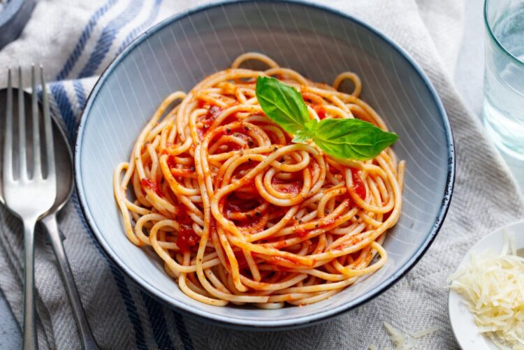 Weight Watchers Spaghetti and Homemade Sauce - Nesting Lane