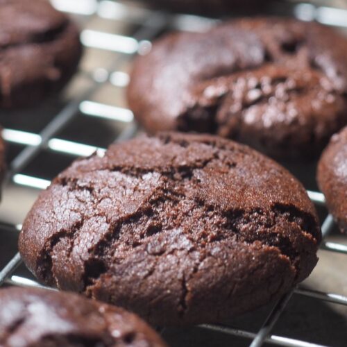 Weight Watchers Chocolate Devil's Food Cookies - Nesting Lane